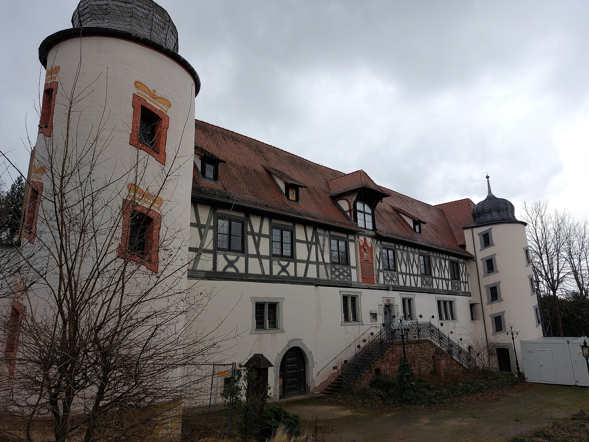 76229 Karlsruhe-Grötzingen, Schloss Augustenburg, Kirchstr. 20 ...